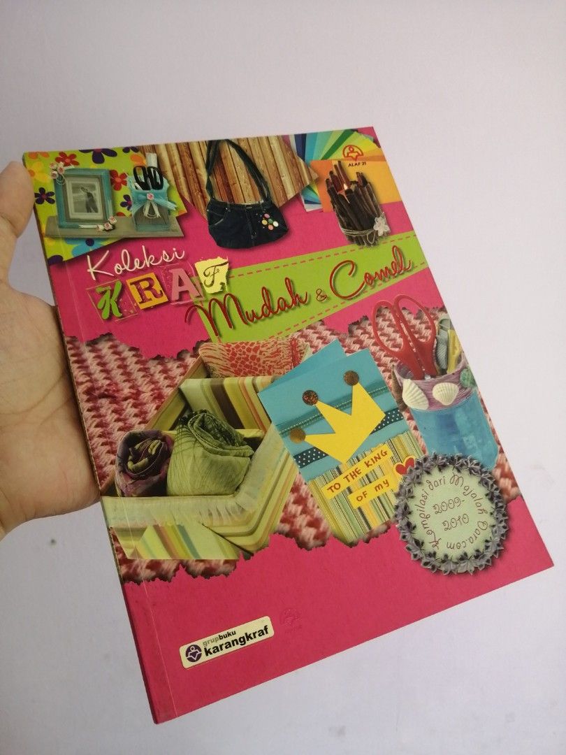 Buku Koleksi Kraf Mudah Comel Grupbuku Karangkraf Hobbies Toys