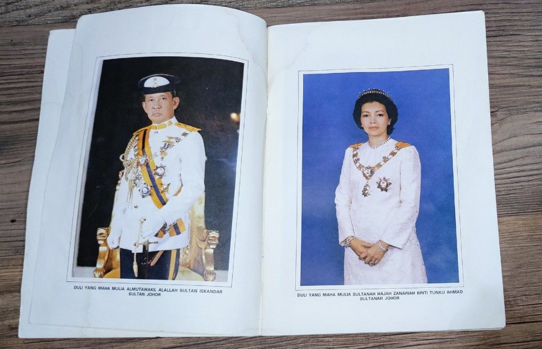 Buku sambutan hari UMNO 1989, Hobbies & Toys, Books & Magazines ...