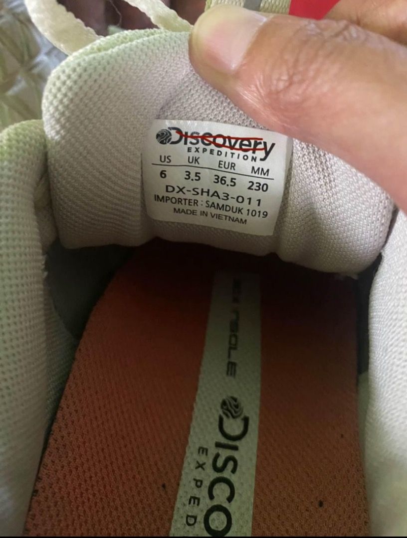 Discovery Expedition chunky type shoes, Women's Fashion, Activewear on ...