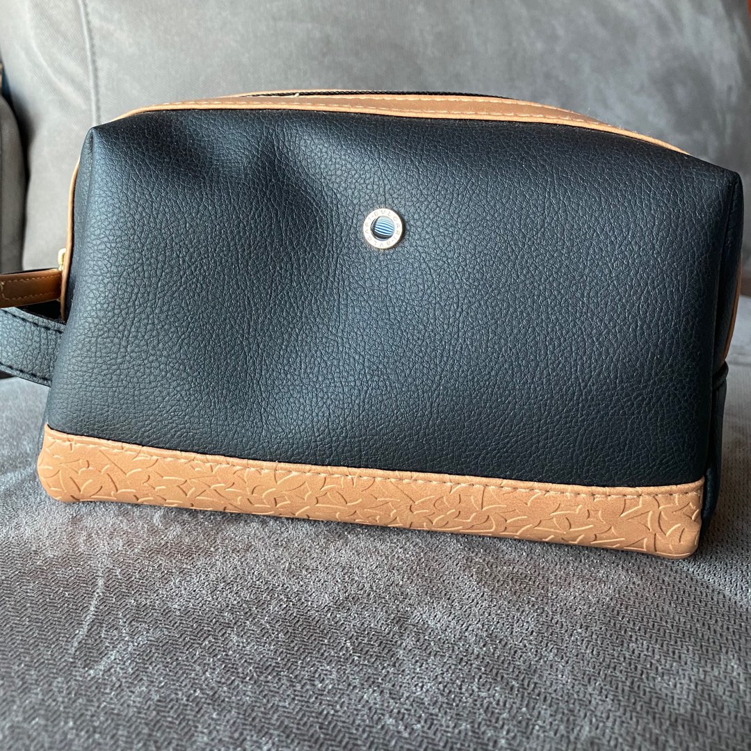 BVLGARI x Emirates Travel/Vanity Bag, Luxury, Bags & Wallets on Carousell