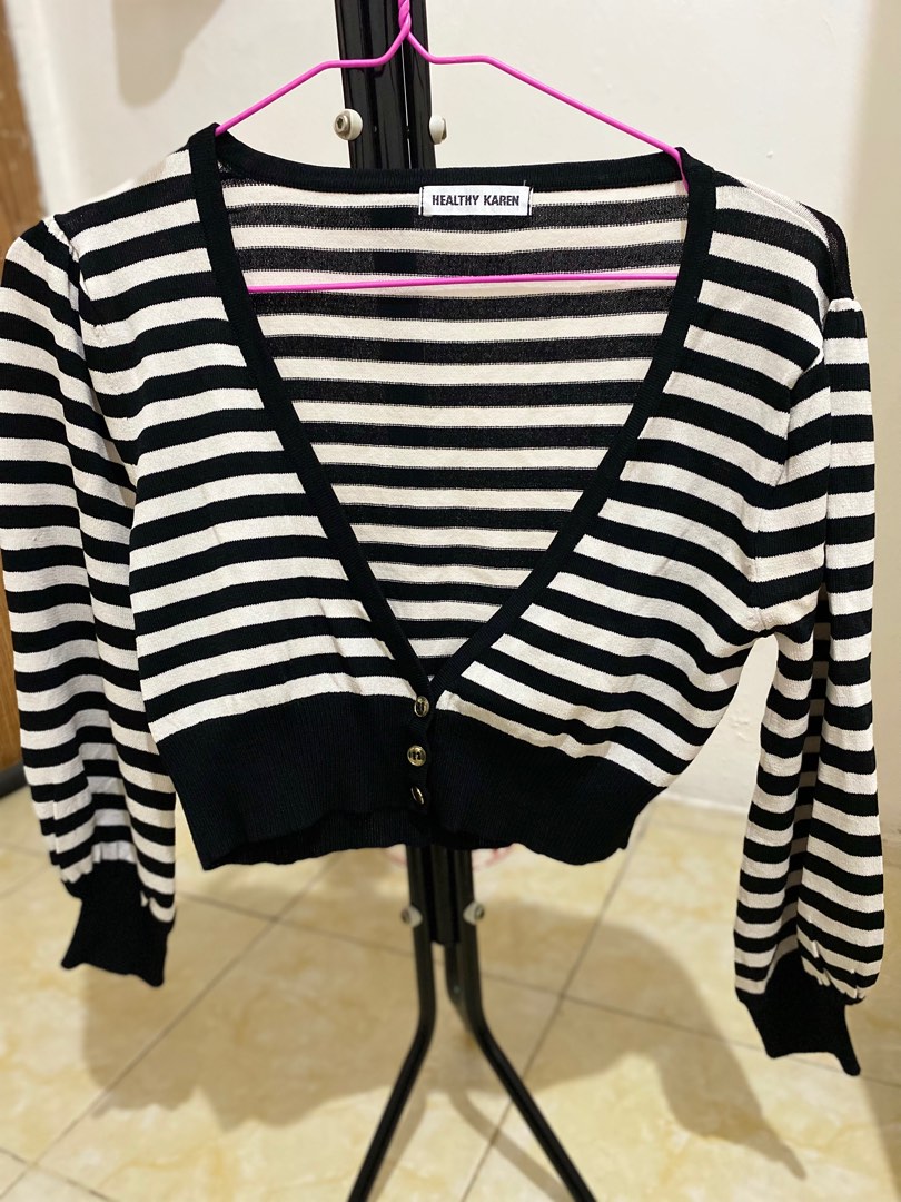 Cardi knit crop salur, Fesyen Wanita, Pakaian Wanita, Baju Luaran di ...