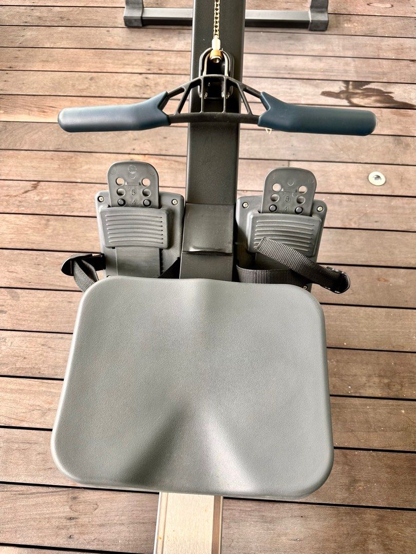 Concept 2 Model D Rowing Ergometer, Sports Equipment, Exercise ...