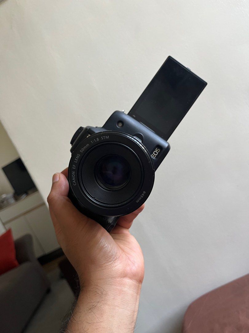 Csnon M50 Mark 1, Photography, Cameras on Carousell