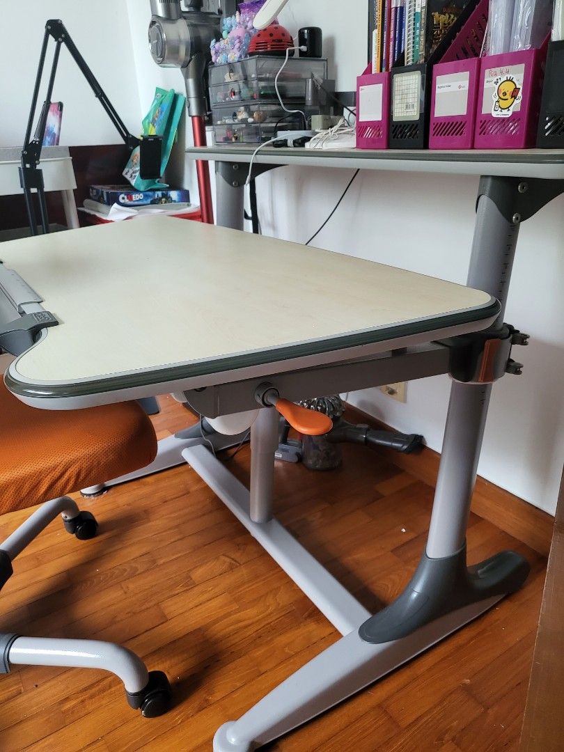 Dask, Furniture & Home Living, Furniture, Tables & Sets on Carousell