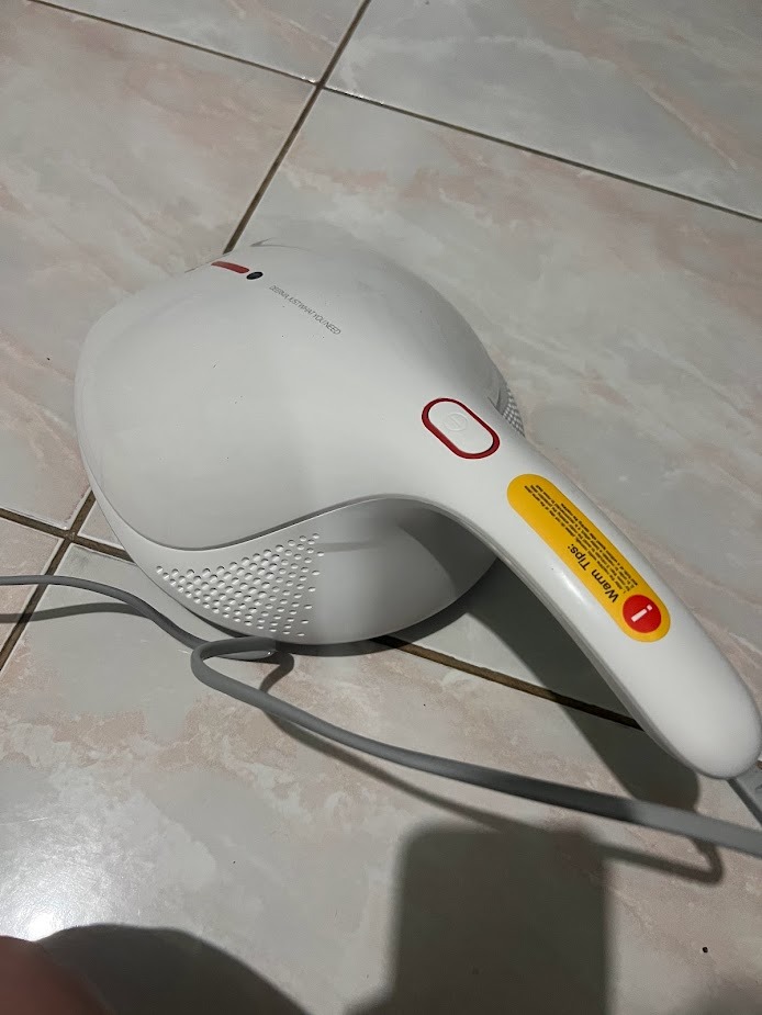 DEERMA HANDHELD DUST MITE VACUUM, Furniture & Home Living, Cleaning ...