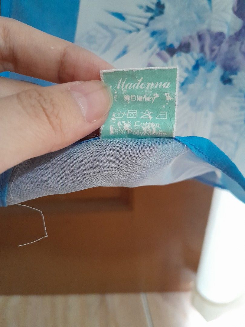 Disney frozen elsa hijab segi empat, Fesyen Wanita, Muslim Fashion ...