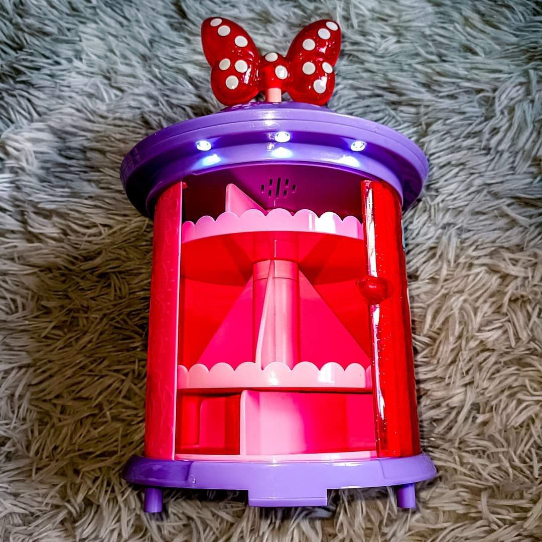 DISNEY Minnie Mouse Magic Turnstyler, Hobbies & Toys, Toys & Games on ...