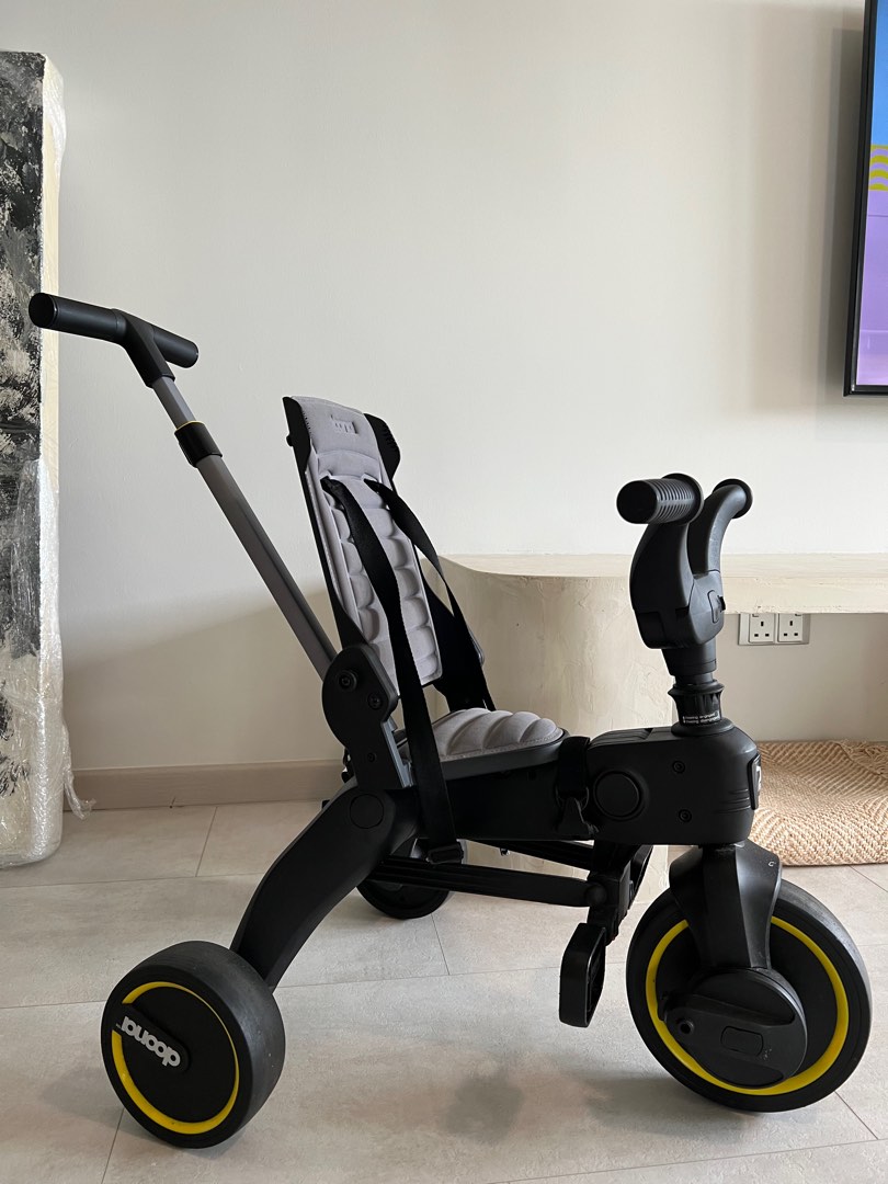 Doona stroller, Babies & Kids, Going Out, Strollers on Carousell