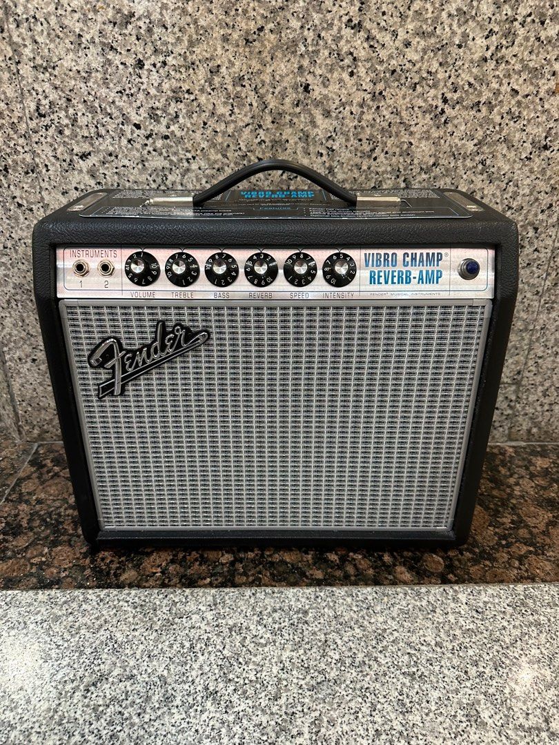 Fender 68 Custom Vibro Champ Reverb Guitar Combo Amplifier, Hobbies ...