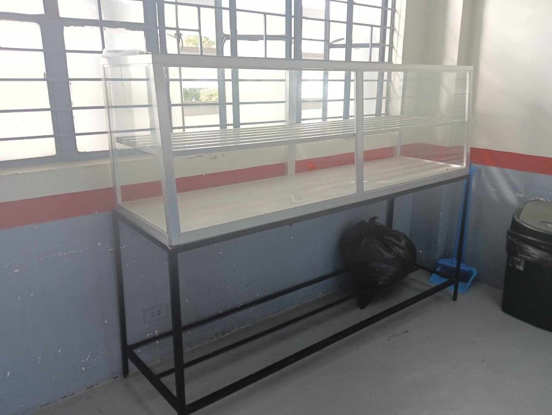 Food display stante, Furniture & Home Living, Kitchenware & Tableware ...