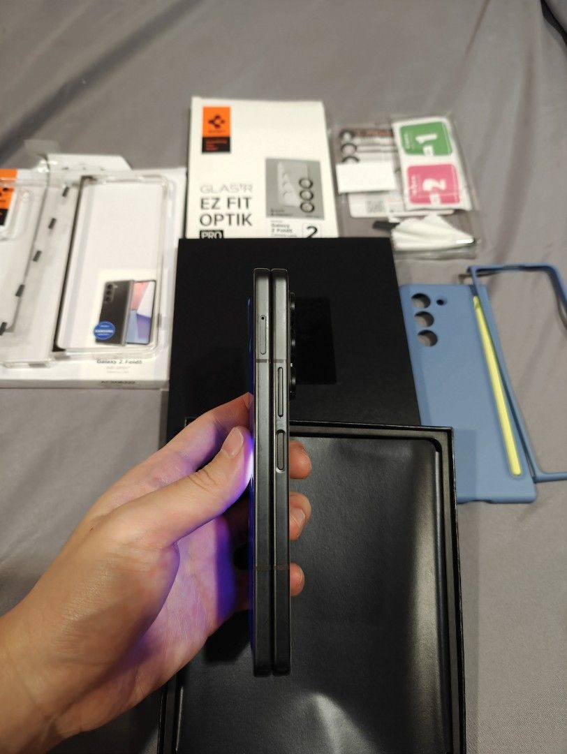 Galaxy Z Fold 5 Cream 1 TB, Mobile Phones & Gadgets, Mobile Phones ...