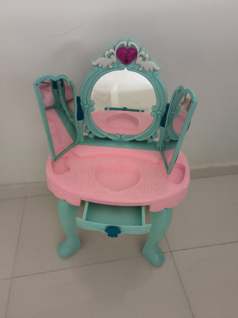 Girls Toy Kids Dressing Table (preloved), Hobbies & Toys, Toys & Games ...