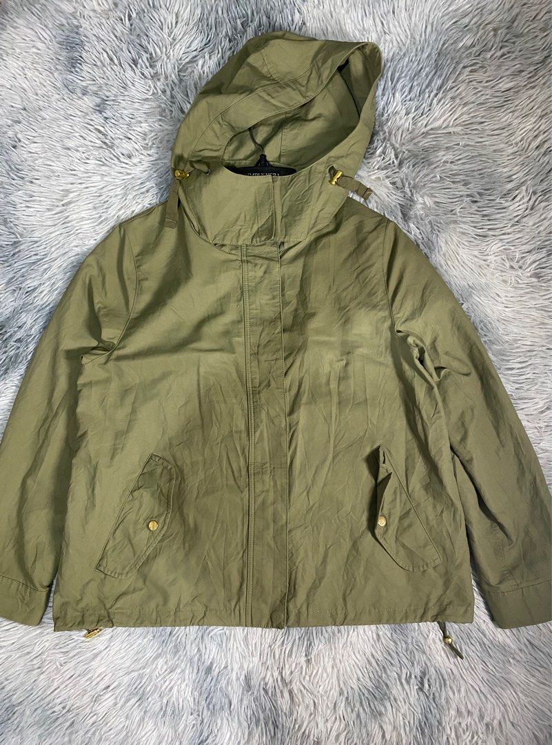 GU MOUNTAIN PARKA, Women's Fashion, Coats, Jackets and Outerwear on ...