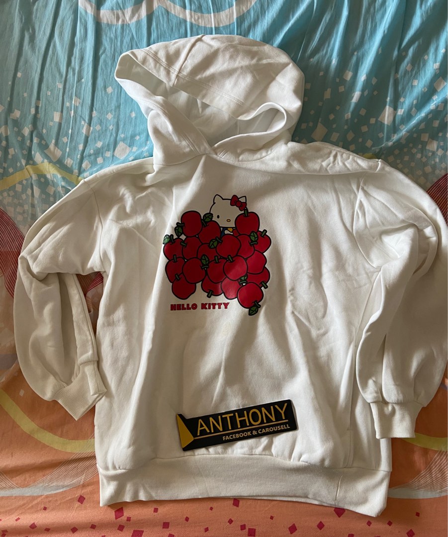 Hello kitty x GU by Uniqlo Japan pullover hoodie - L size , Men's ...