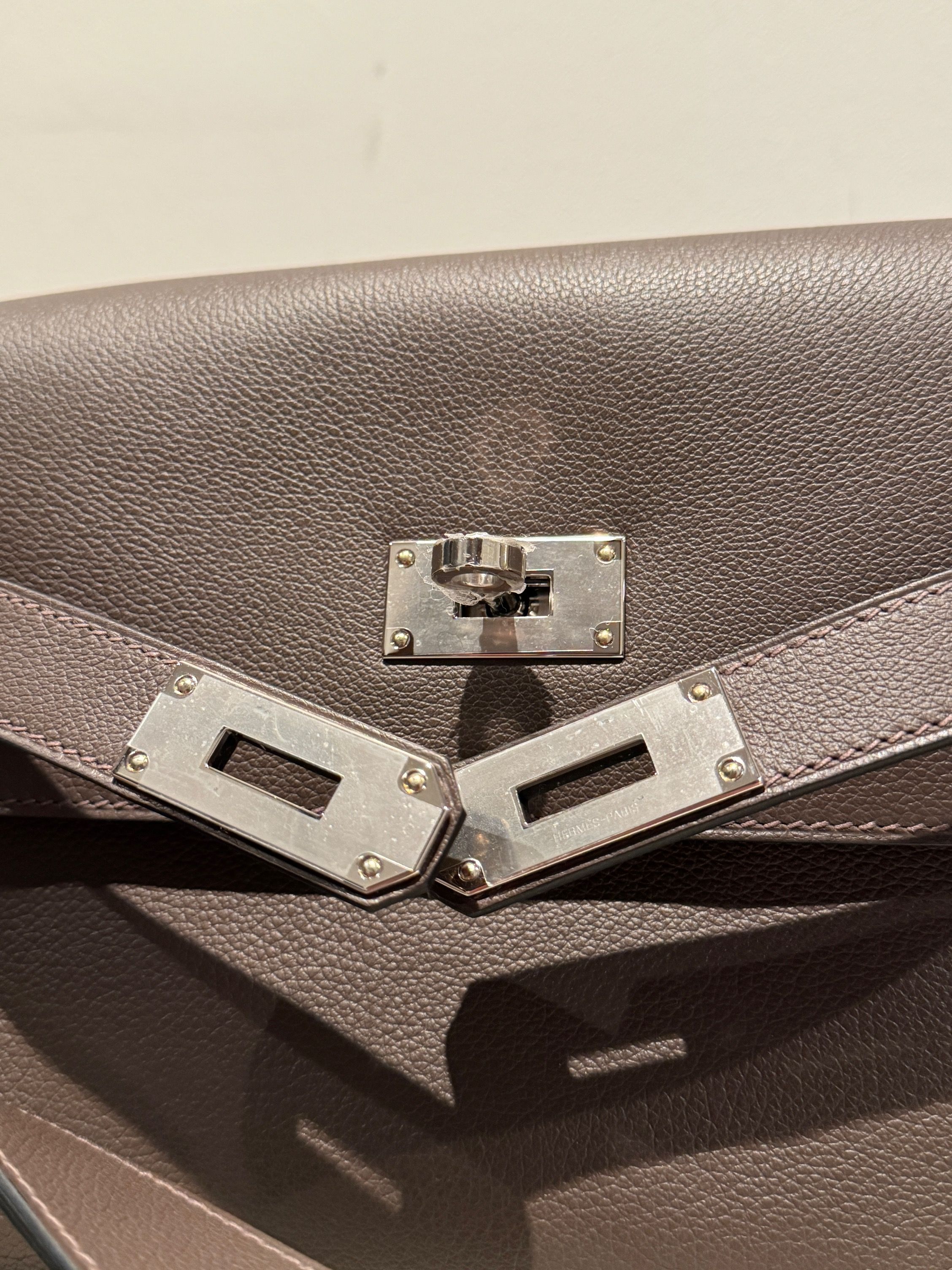 Hermes Kelly Messenger PM Ecorce, Luxury, Bags & Wallets on Carousell