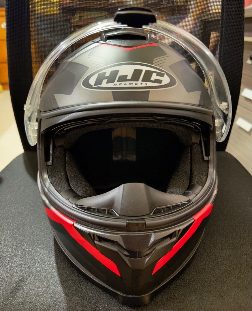 HJC C70 Motorcyle Helmet, Motorbikes, Motorbike Parts & Accessories ...