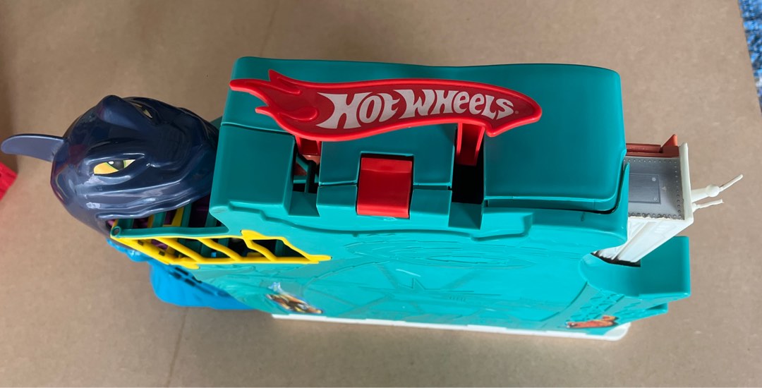 Hot Wheels stuff/bundle, Hobbies & Toys, Toys & Games on Carousell