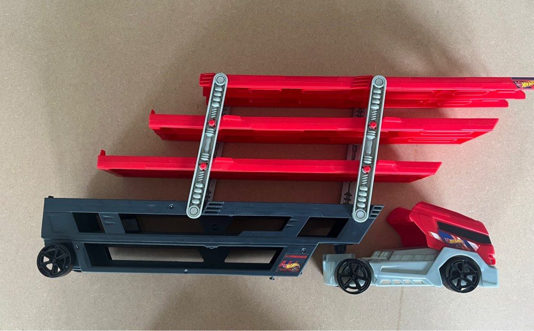Hot Wheels stuff/bundle, Hobbies & Toys, Toys & Games on Carousell