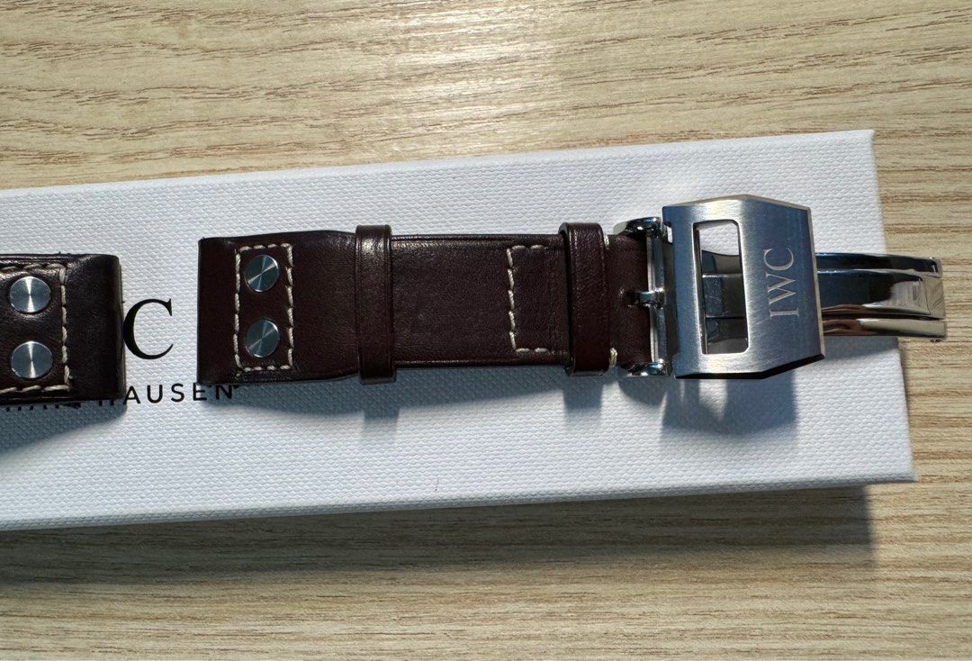 IWC EaseXchange Big Pilot 43 Original Leather Strap with Deployant ...