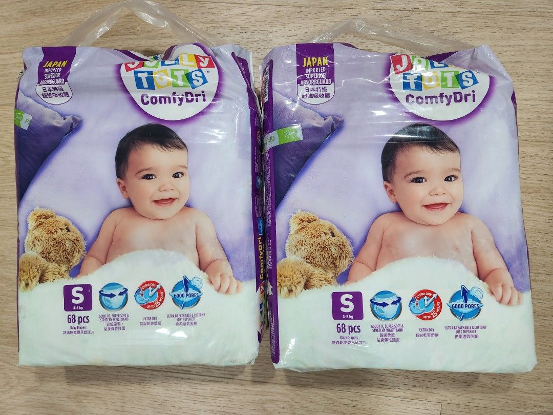 Jolly Tots Diapers in Size S, Babies & Kids, Bathing & Changing ...
