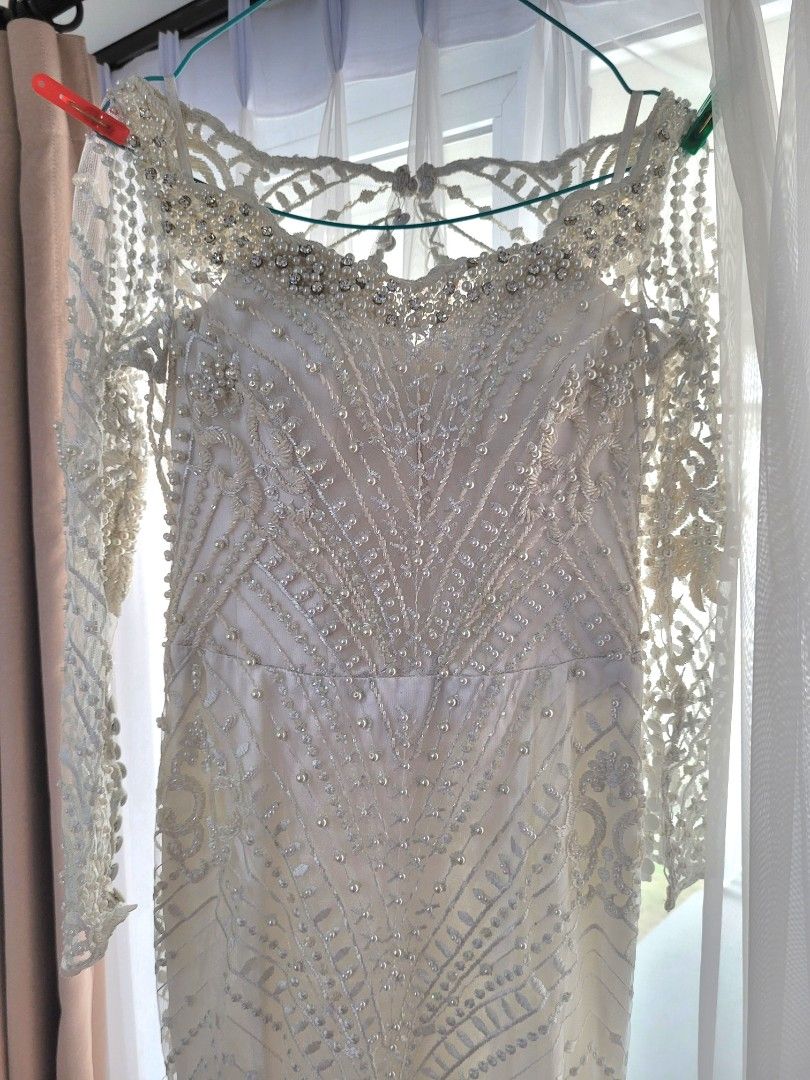 JUAL RUGI NEW WEDDING GOWN DRESS PEMBERKATAN PERNIKAHAN WARNA PUTIH ...