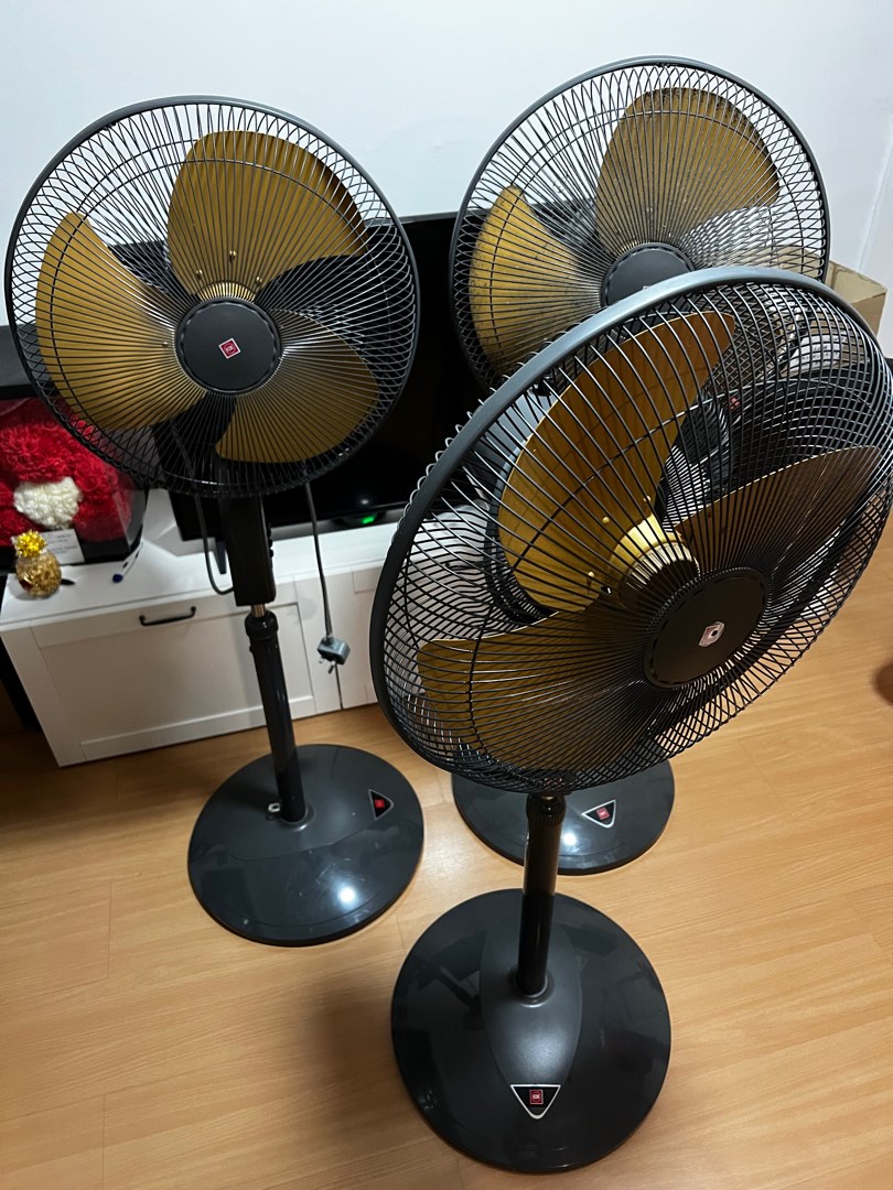 KDK Standing Fan x3, Furniture & Home Living, Lighting & Fans, Fans on ...