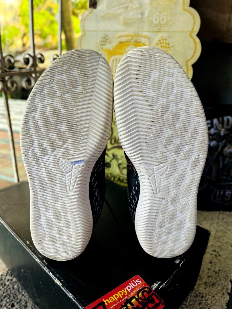 Kobe mamba instinct "university red", Men's Fashion, Footwear, Sneakers ...