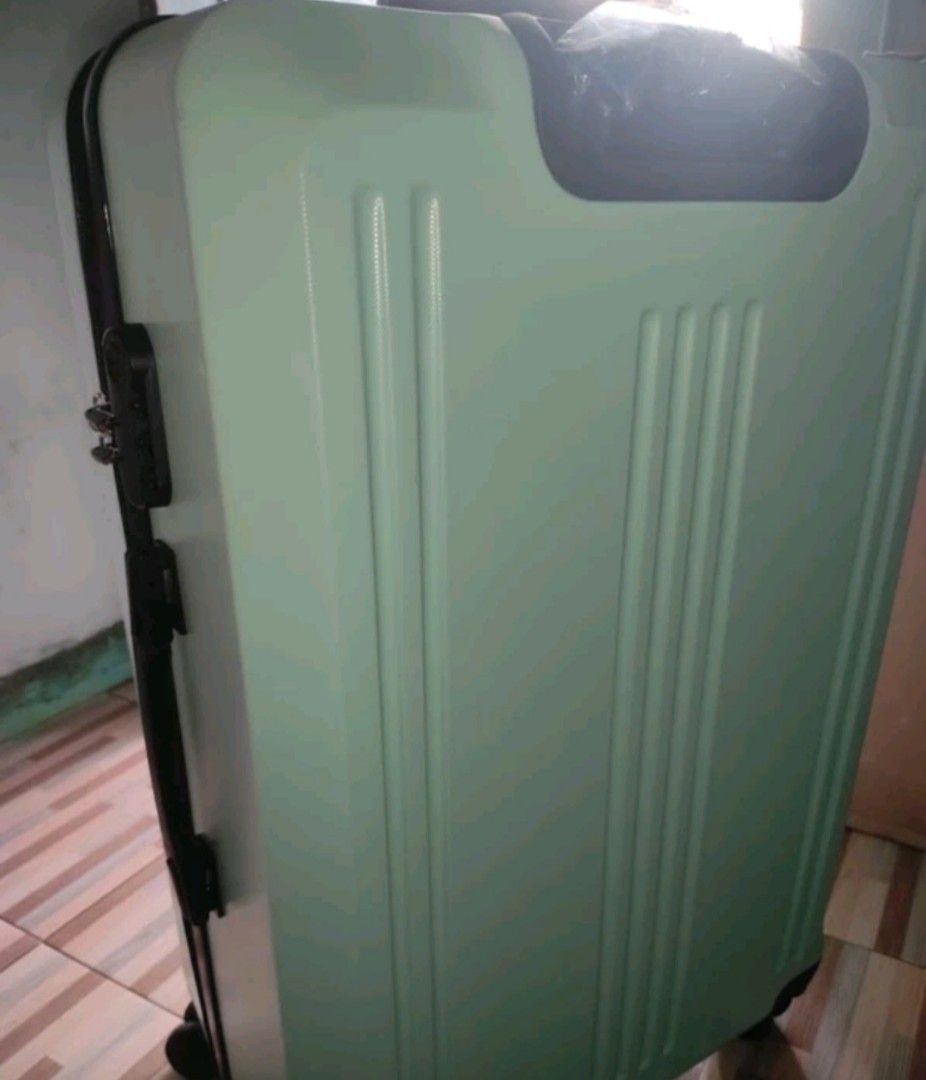 Koper jumbo besar hardcase 28 inch mint pastel, Perabotan Rumah di ...