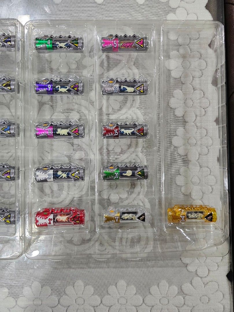 Kyoryuger DX Metallic Zyudenchi Set (Power Rangers Dino Charge, Hobbies ...