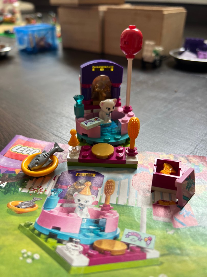 Lego friends cat birthday party with fish and gift, Hobbies & Toys ...
