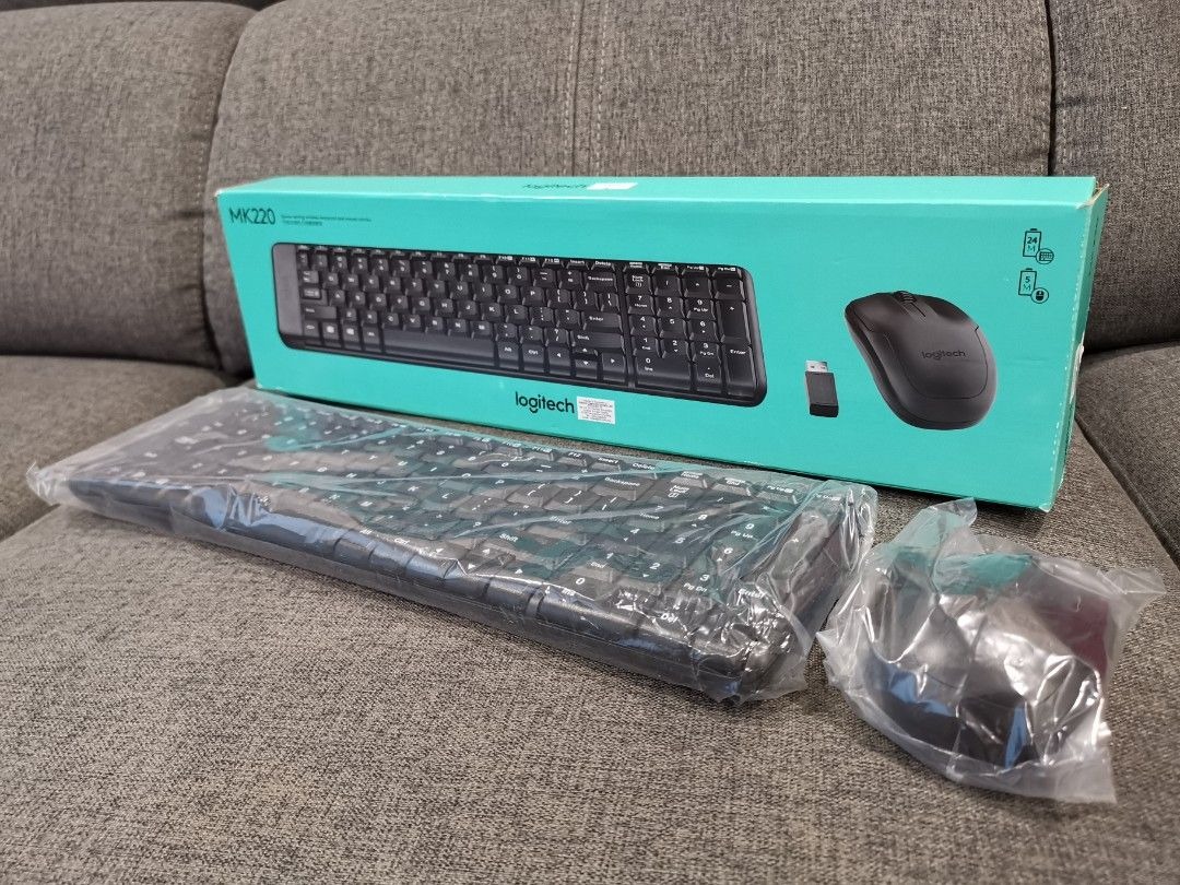 Logi MK220 Wireless Keyboard and Mouse Combo, Computers & Tech, Parts ...