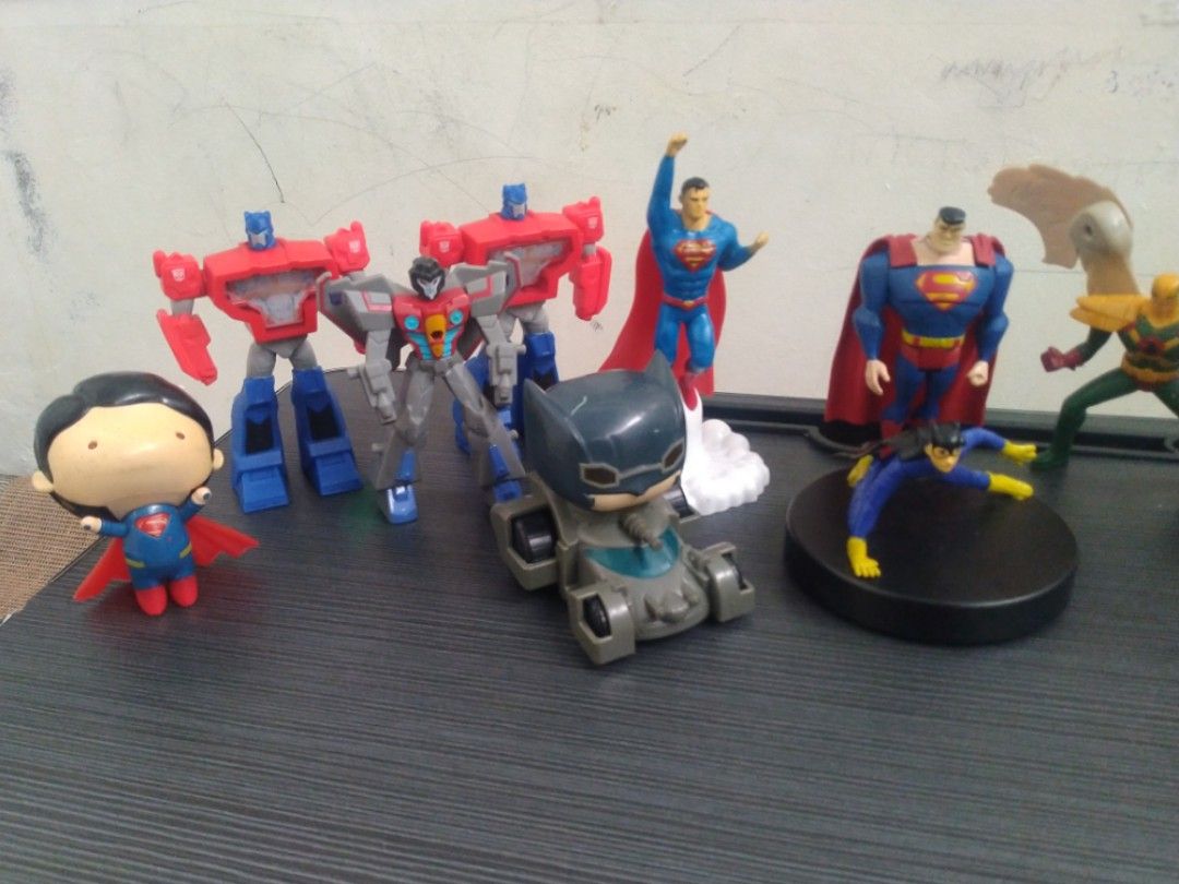 Mainan Action Figure Superman Transformers Batman, Toys & Collectibles ...