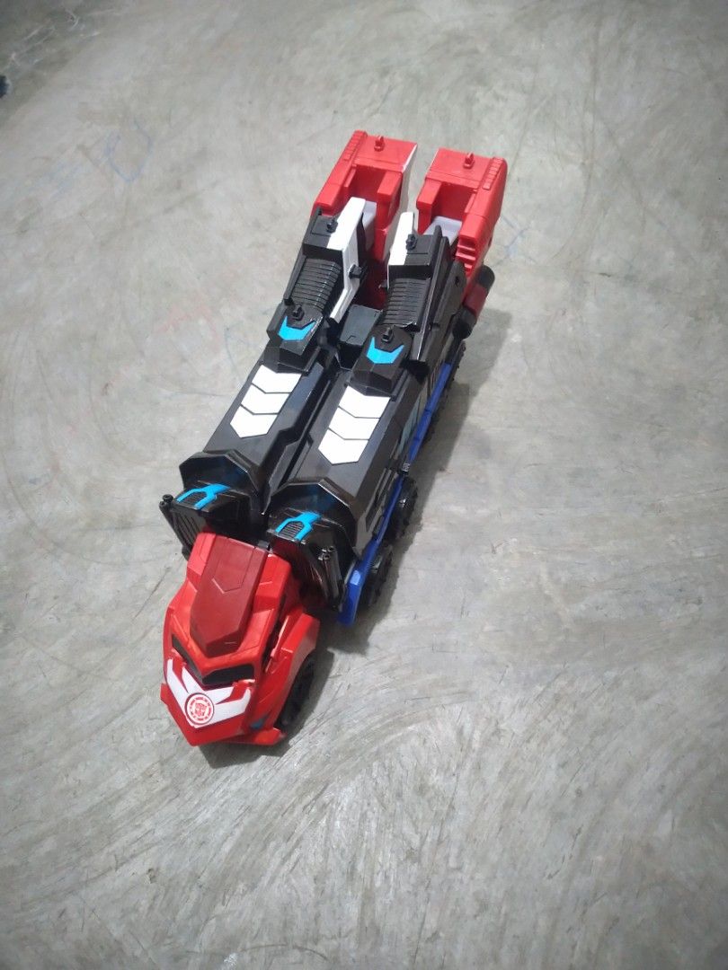 Mainan Robot Transformers Besar, Toys & Collectibles, Mainan di Carousell