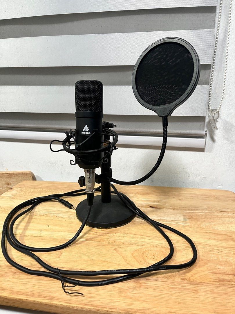 Maono AU-A03T A03T Condenser Microphone Kit Podcast Mic with Boom Arm ...