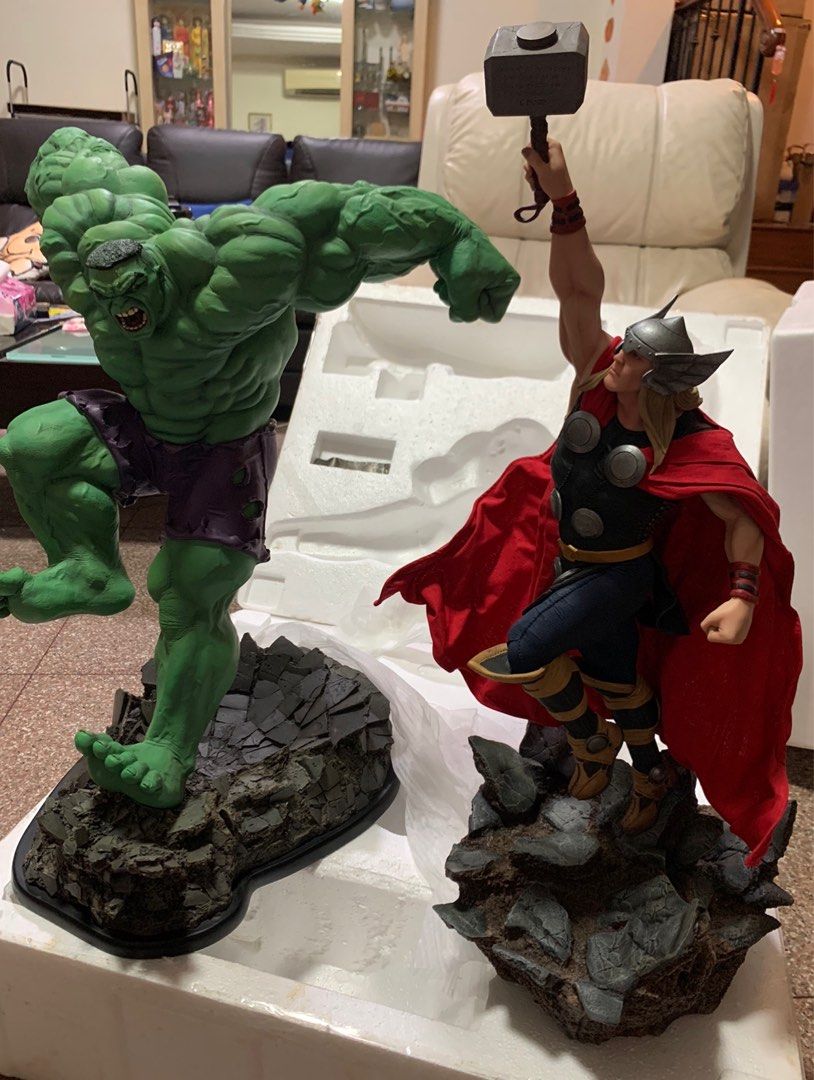 Marvel Hulk Comiquette Statue Exclusive Sideshow Collectibles, Hobbies ...