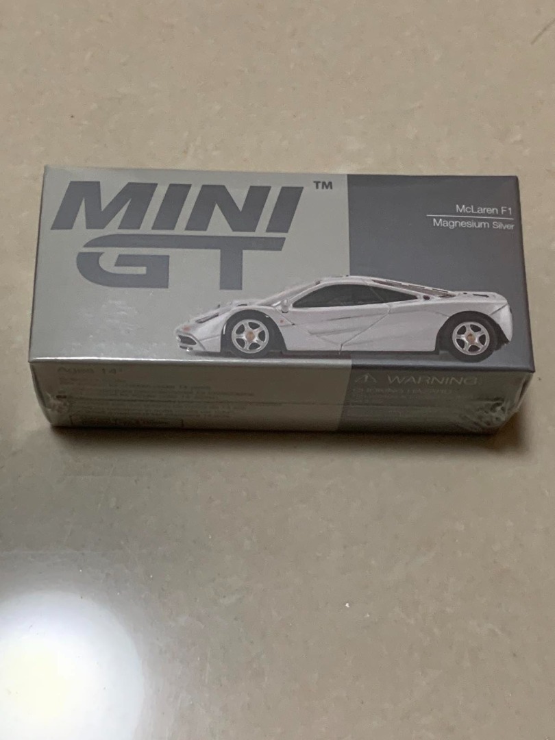 Mini gt 555 McLaren F1 Magnesium Silver, 興趣及遊戲, 玩具 & 遊戲類 - Carousell