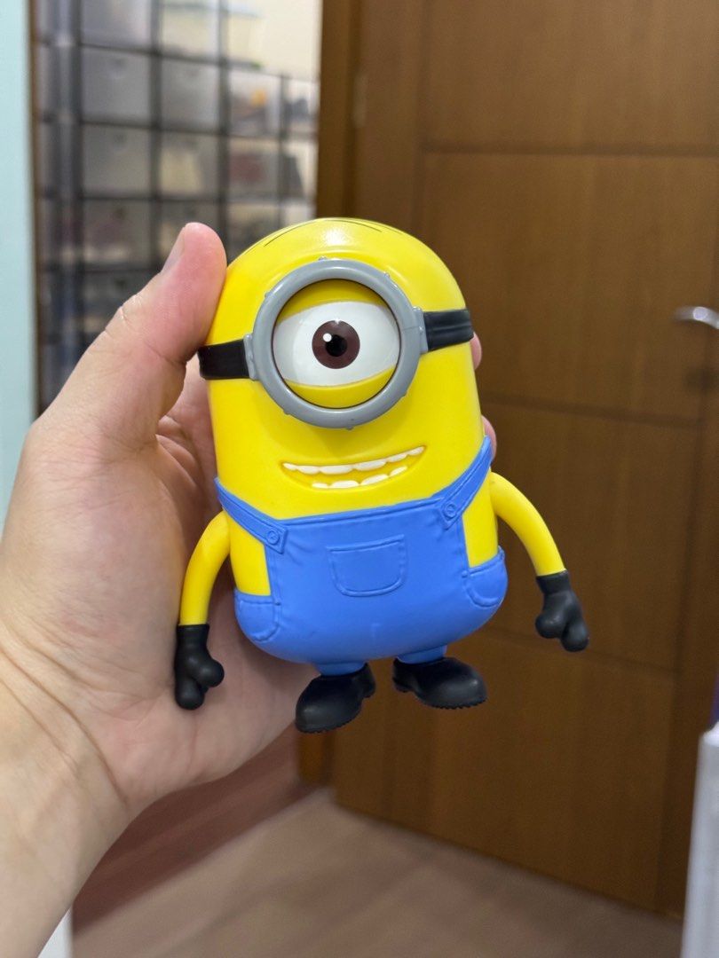 Minions figure, Hobbies & Toys, Toys & Games on Carousell