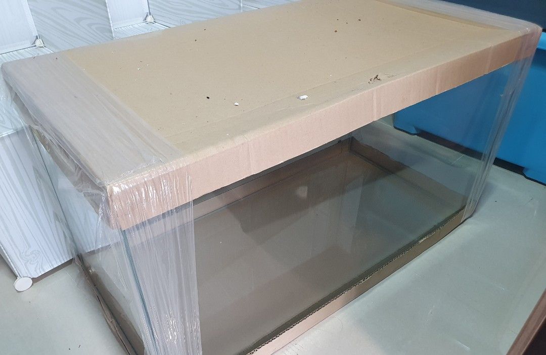 New Fish Tank 90cm, Pet Supplies, Homes & Other Pet Accessories on ...