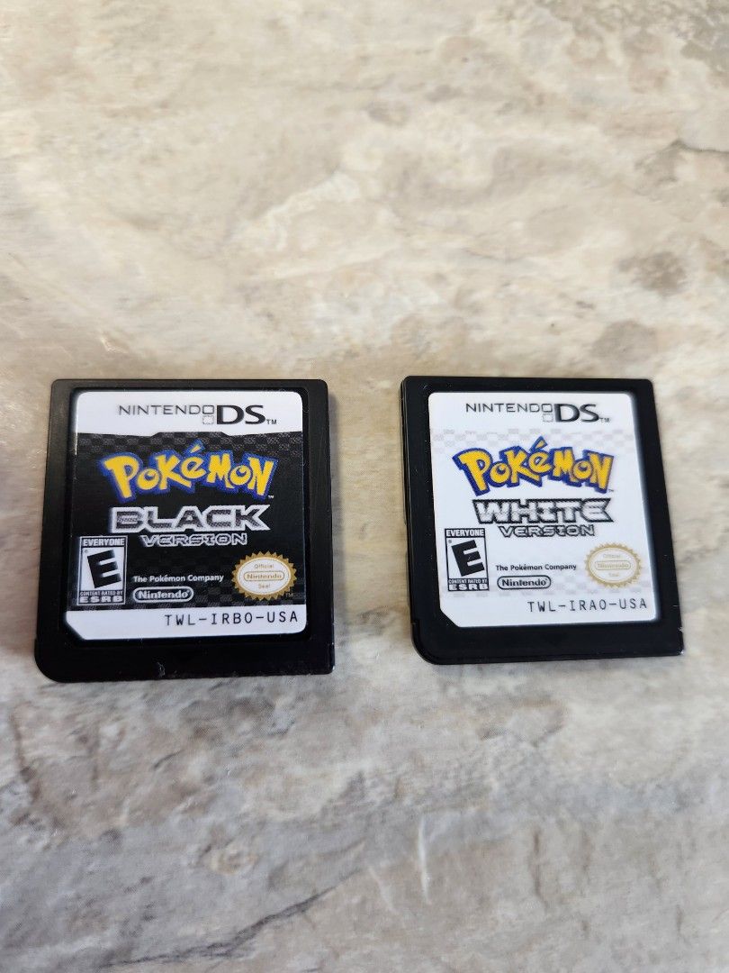 Nintendo DS Games Pokemon white and black, Video Gaming, Video Games ...