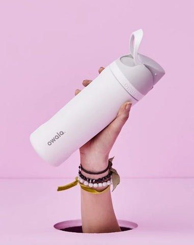 Owala FreeSip 24oz (709ml) in Poolside Punch, Furniture & Home Living ...