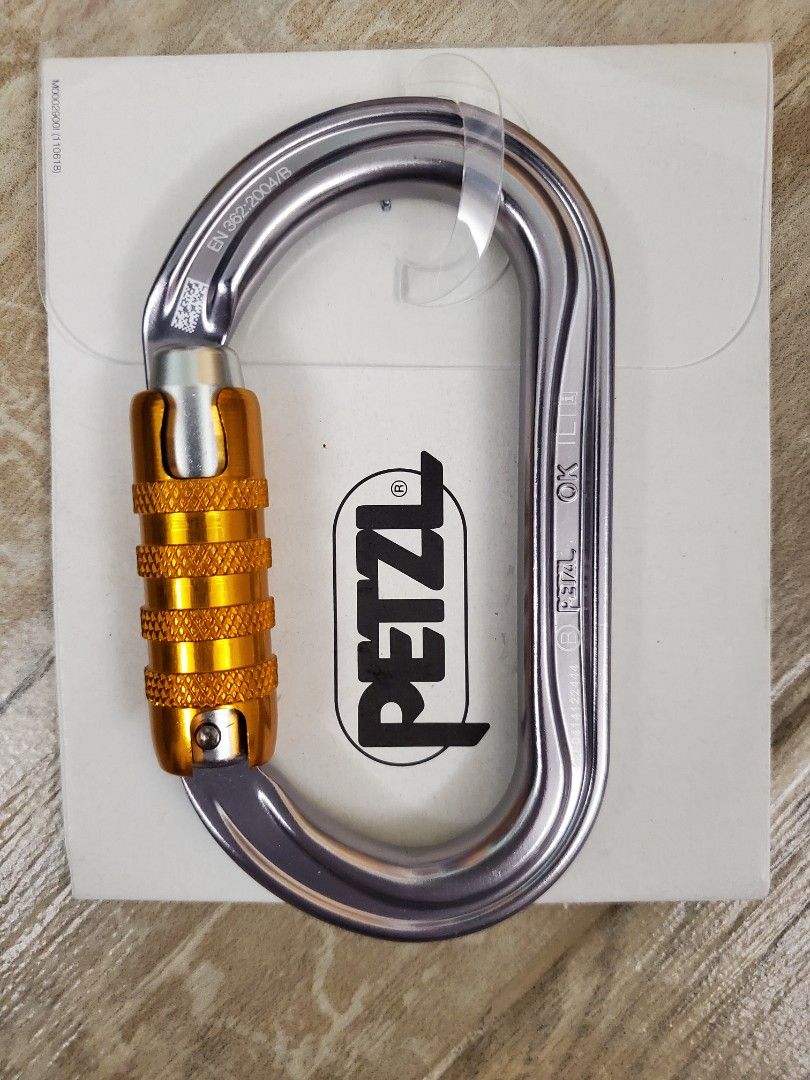 Petzl Tri-lock, 運動產品, 行山及露營 - Carousell