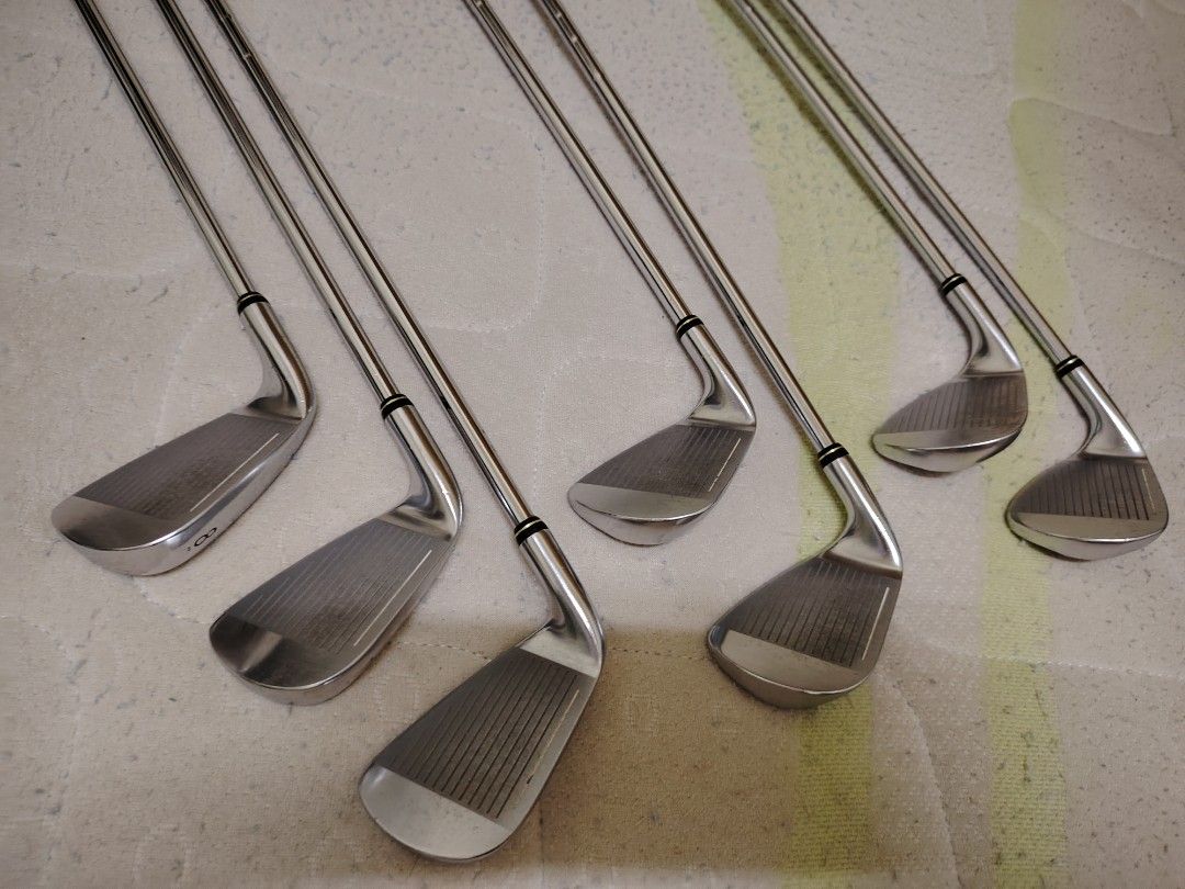 PRGR Golf IS3 502 7pcs (6-S) R Flex Light Spec Steel Shaft Iron Set, Sports Equipment, Sports ...