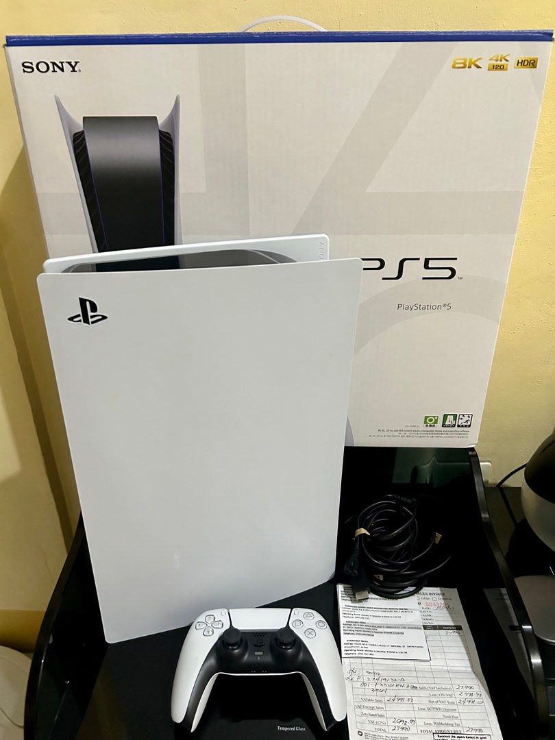 Ps5 Disc Edition 1 Month Old with Receipt, Video Gaming, Video Game ...