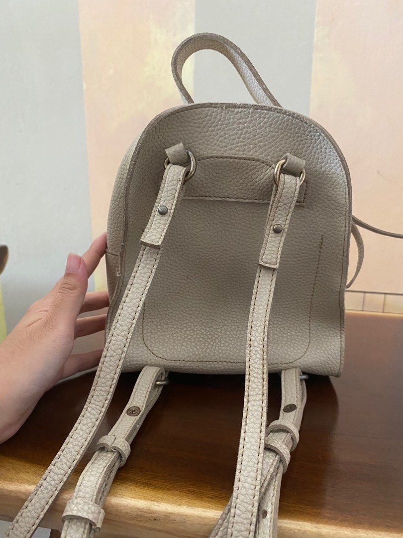 RANSEL KULIT MINISO, Fesyen Wanita, Tas & Dompet di Carousell
