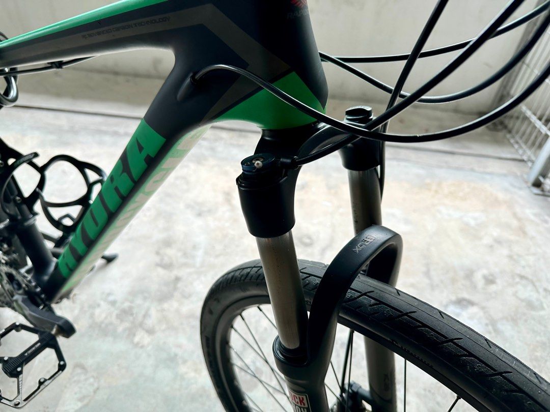 Rare Carbon frame 26” Hybrid / MTB bicycle with road and offroad wheels, Sports Equipment ...