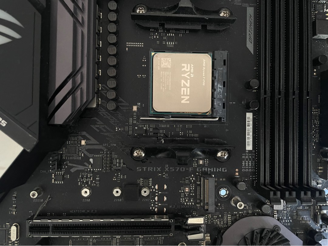 ROG strix X570-F + ryzen7 1700, 電腦＆科技, 電腦周邊及配件, 電腦周邊產品 - Carousell