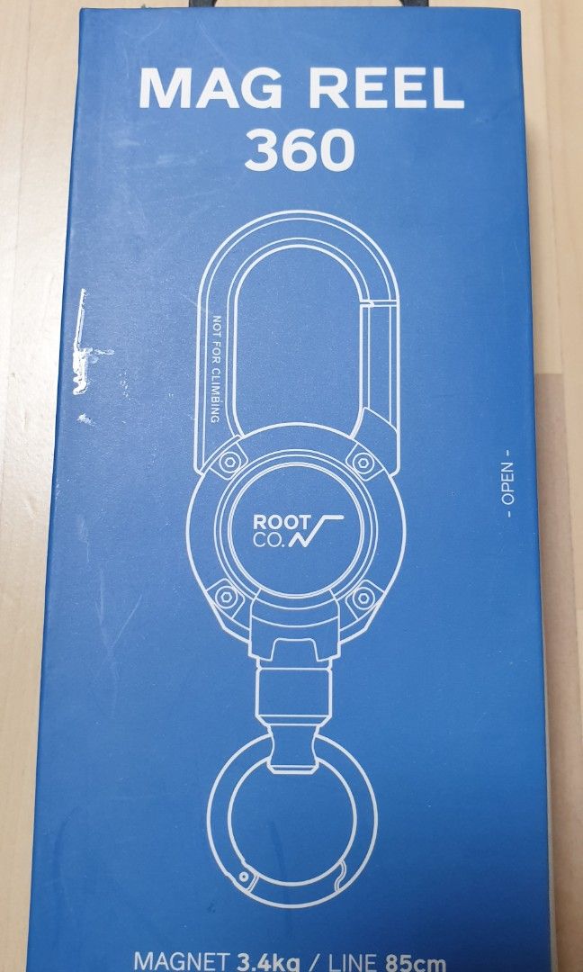 ROOT CO. Gravity Mag Reel 360 (Blue), Hobbies & Toys, Travel, Travel Essentials & Accessories on ...