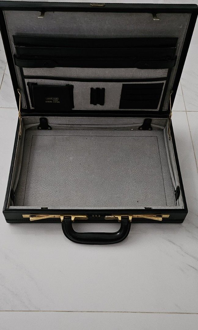 SATCHI CLUB BY SATCHI BRIEFCASE, Men's Fashion, Bags, Briefcases on ...