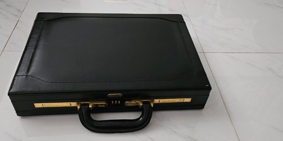 SATCHI CLUB BY SATCHI BRIEFCASE, Men's Fashion, Bags, Briefcases on ...