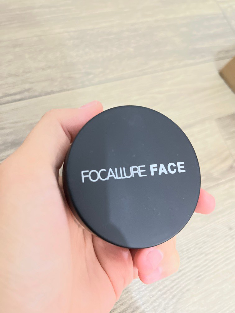 Setting powder focallure, Kesehatan & Kecantikan, Rias Wajah di Carousell